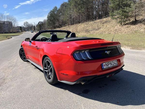 Sarkans Ford Mustang 2020 Viļņa, ar dzinēja tilpumu 2.25 L un nobraukumu 127 tūkst. km par 24000 €, foto 4 vietnē AUTOMOTO.COM.LV