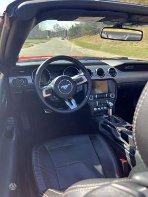 Sarkans Ford Mustang 2020 Viļņa, ar dzinēja tilpumu 2.25 L un nobraukumu 127 tūkst. km par 24000 €, foto 16 vietnē AUTOMOTO.COM.LV