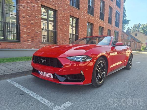 Red Ford Mustang 2020 in Riga, with an engine capacity of 2.30 L and mileage of 174 thousand km for 18200 €, photo 2 on AUTOMOTO.COM.LV