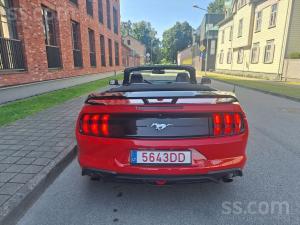 Sarkans Ford Mustang 2020 Rīga, ar dzinēja tilpumu 2.30 L un nobraukumu 174 tūkst. km par 18200 €, foto 9 vietnē AUTOMOTO.COM.LV