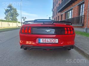 Sarkans Ford Mustang 2020 Rīga, ar dzinēja tilpumu 2.30 L un nobraukumu 174 tūkst. km par 18200 €, foto 13 vietnē AUTOMOTO.COM.LV