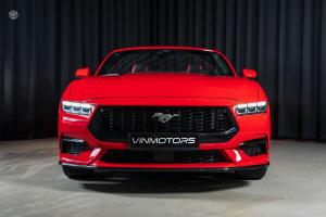 Sarkans Ford Mustang 2024 Viļņa, ar dzinēja tilpumu 2.26 L un nobraukumu 21 tūkst. km par 39900 €, foto 2 vietnē AUTOMOTO.COM.LV