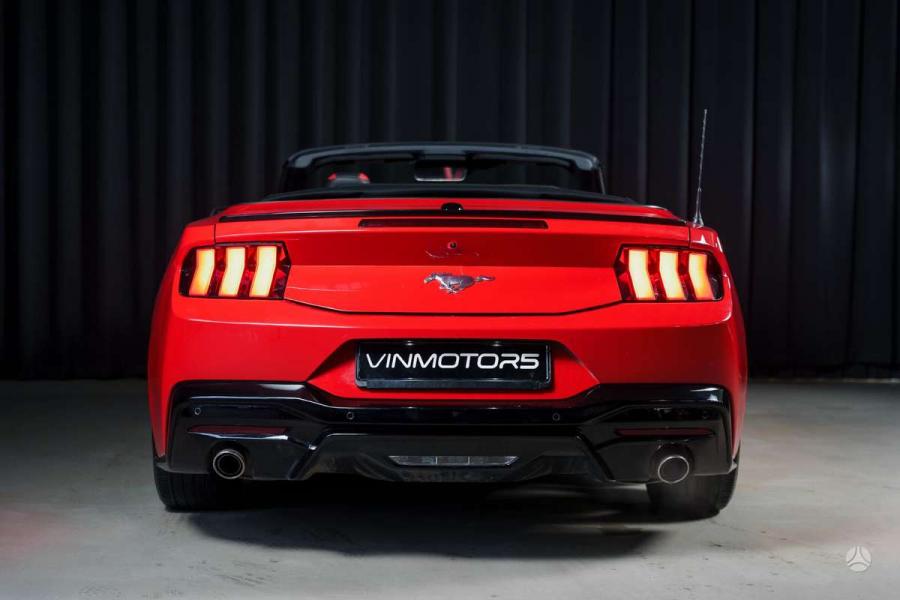 Sarkans Ford Mustang 2024 Viļņa, ar dzinēja tilpumu 2.26 L un nobraukumu 21 tūkst. km par 39900 €, foto 5 vietnē AUTOMOTO.COM.LV