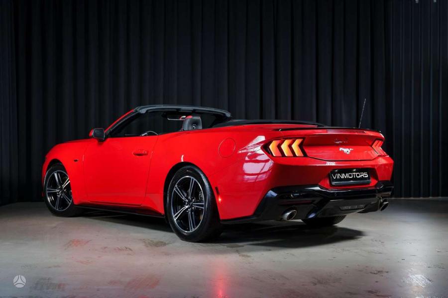 Sarkans Ford Mustang 2024 Viļņa, ar dzinēja tilpumu 2.26 L un nobraukumu 21 tūkst. km par 39900 €, foto 6 vietnē AUTOMOTO.COM.LV