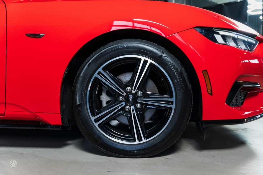 Sarkans Ford Mustang 2024 Viļņa, ar dzinēja tilpumu 2.26 L un nobraukumu 21 tūkst. km par 39900 €, foto 15 vietnē AUTOMOTO.COM.LV