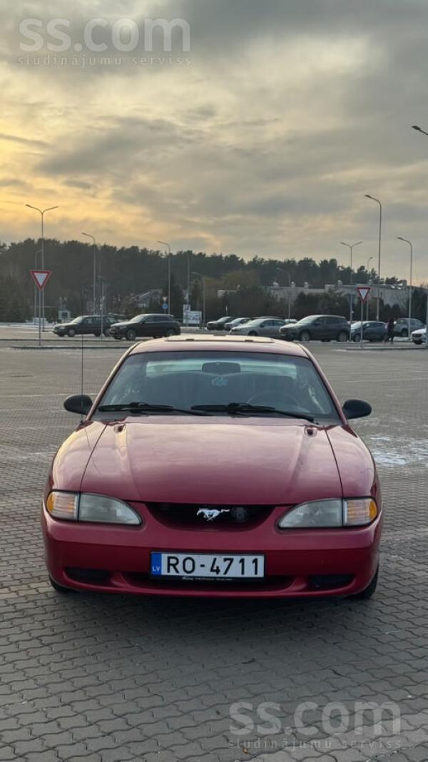 Red Ford Mustang 1995 in Riga, with an engine capacity of 3.80 L and mileage of 95 thousand km for 4500 €, photo 4 on AUTOMOTO.COM.LV