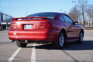 Sarkans Ford Mustang 1995 Rīga, ar dzinēja tilpumu 3.80 L un nobraukumu 95 tūkst. km par 4499 €, foto 6 vietnē AUTOMOTO.COM.LV
