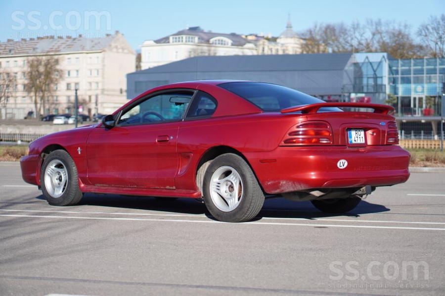 Sarkans Ford Mustang 1995 Rīga, ar dzinēja tilpumu 3.80 L un nobraukumu 95 tūkst. km par 4499 €, foto 7 vietnē AUTOMOTO.COM.LV