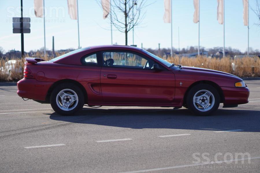 Sarkans Ford Mustang 1995 Rīga, ar dzinēja tilpumu 3.80 L un nobraukumu 95 tūkst. km par 4499 €, foto 9 vietnē AUTOMOTO.COM.LV