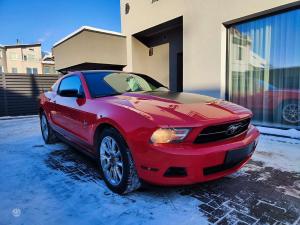 Sarkans Ford Mustang 2010 Kauņa, ar dzinēja tilpumu 4.01 L un nobraukumu 194 tūkst. km par 11798 €, foto 3 vietnē AUTOMOTO.COM.LV