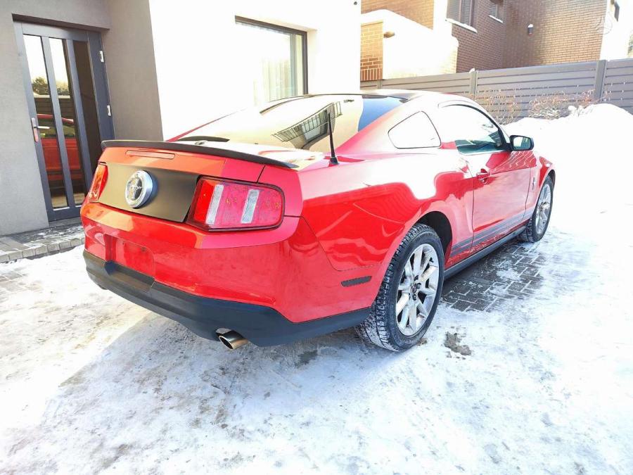 Sarkans Ford Mustang 2010 Kauņa, ar dzinēja tilpumu 4.01 L un nobraukumu 194 tūkst. km par 11798 €, foto 5 vietnē AUTOMOTO.COM.LV