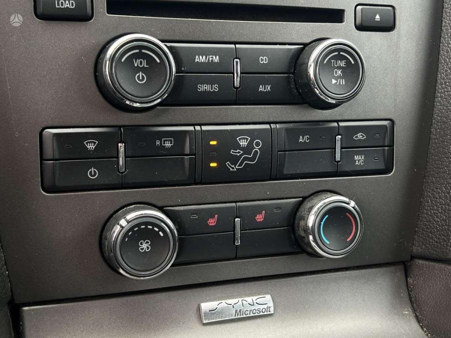 Sarkans Ford Mustang 2010 Kauņa, ar dzinēja tilpumu 4.00 L un nobraukumu 195 tūkst. km par 9999 €, foto 15 vietnē AUTOMOTO.COM.LV