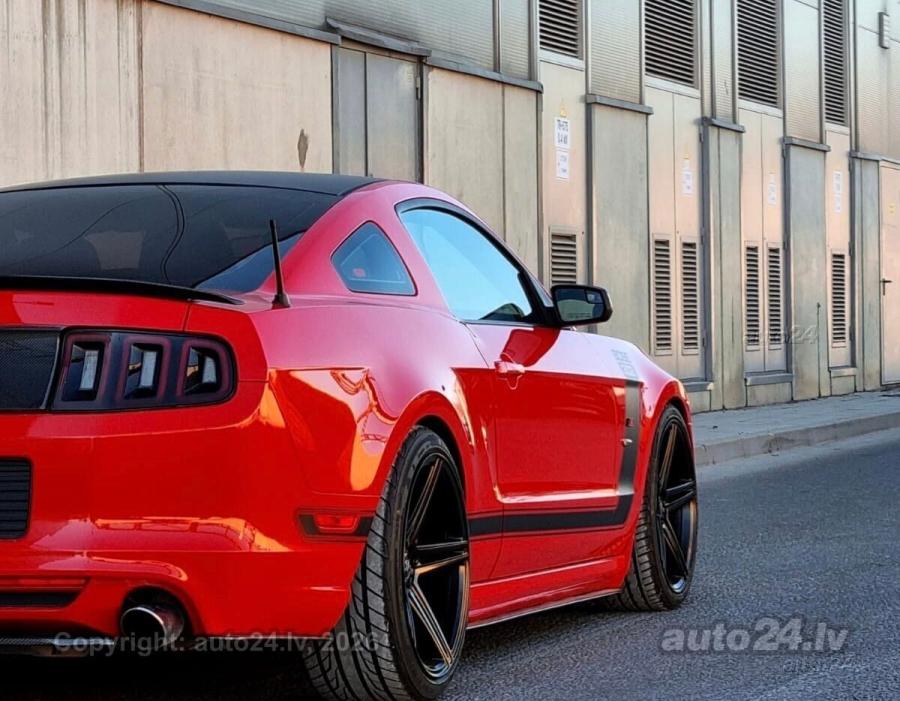 Sarkans Ford Mustang 2012 Tallina, ar dzinēja tilpumu 5.00 L un nobraukumu 220 tūkst. km par 18100 €, foto 1 vietnē AUTOMOTO.COM.LV