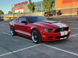 Красный Форд Мустанг 2014 в Клайпеда, объемом двигателя 3.73 л и пробегом 79 тыс. км за 14750 €, фото 3 на AUTOMOTO.COM.LV