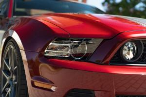 Red Ford Mustang 2014 in Klaipeda, with an engine capacity of 4.95 L and mileage of 92 thousand km for 22000 €, photo 8 on AUTOMOTO.COM.LV