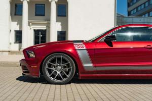 Red Ford Mustang 2014 in Klaipeda, with an engine capacity of 4.95 L and mileage of 92 thousand km for 22000 €, photo 19 on AUTOMOTO.COM.LV