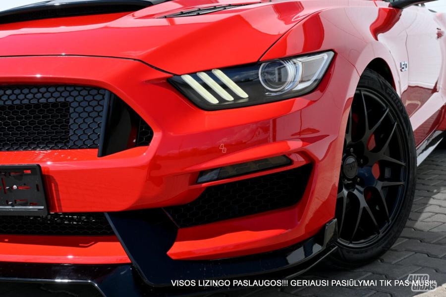 Red Ford Mustang 2015 in Kretinga, with an engine capacity of 5.00 L and mileage of 183 thousand km for 23499 €, photo 6 on AUTOMOTO.COM.LV