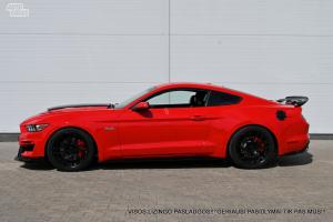 Red Ford Mustang 2015 in Kretinga, with an engine capacity of 5.00 L and mileage of 183 thousand km for 23499 €, photo 15 on AUTOMOTO.COM.LV