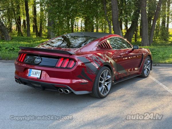 Red Ford Mustang 2015 in Tallinn, with an engine capacity of 5.00 L and mileage of 123 thousand km for 34900 €, photo 3 on AUTOMOTO.COM.LV