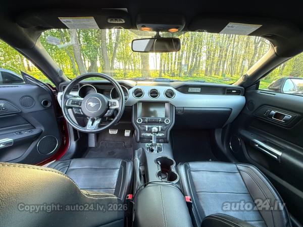 Red Ford Mustang 2015 in Tallinn, with an engine capacity of 5.00 L and mileage of 123 thousand km for 34900 €, photo 7 on AUTOMOTO.COM.LV