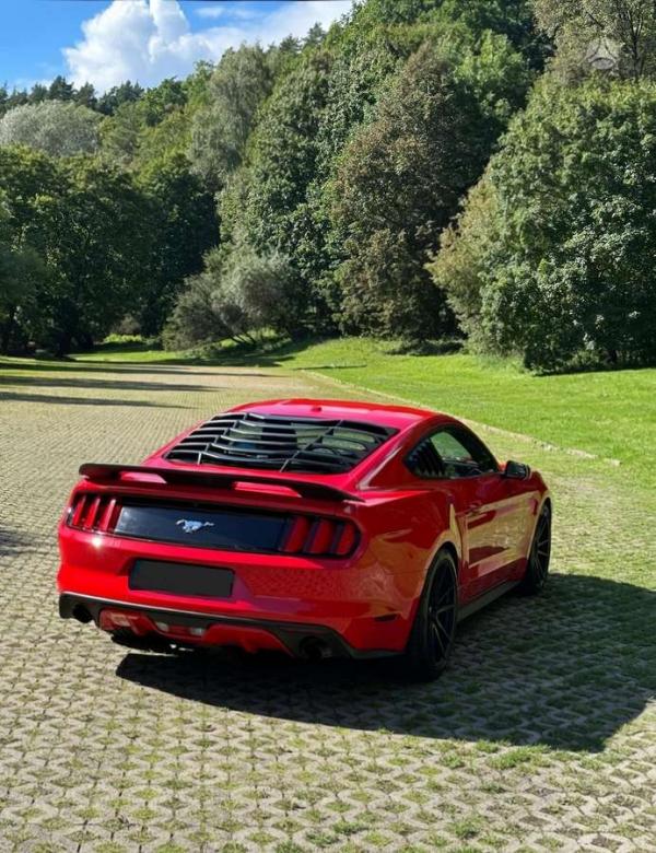 Ford Mustang 2015 Viļņa vietnē Sarkans Ford Mustang 2015 Viļņa, ar dzinēja tilpumu 2.26 L un nobraukumu 189 tūkst. km par 18000 €, foto 3 vietnē AUTOMOTO.COM.LV