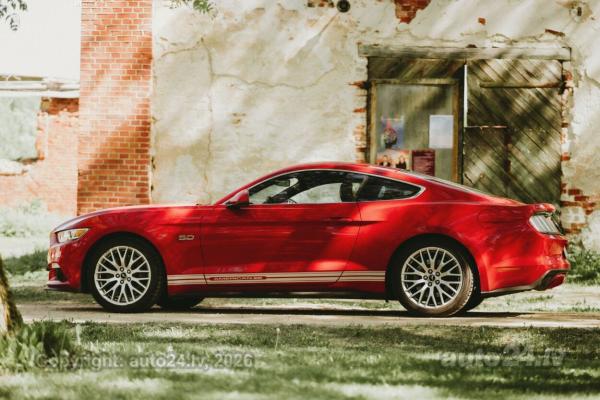 Sarkans Ford Mustang 2016 Tartu, ar dzinēja tilpumu 5.00 L un nobraukumu 106 tūkst. km par 29000 €, foto 3 vietnē AUTOMOTO.COM.LV