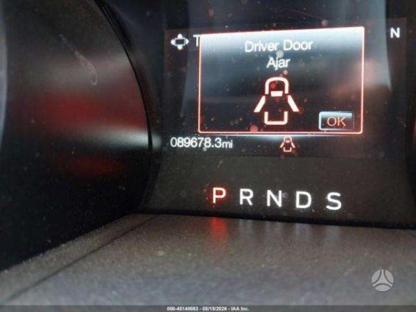 Sarkans Ford Mustang 2018 Klaipėda, ar dzinēja tilpumu 5.00 L un nobraukumu 144 tūkst. km par 10200 €, foto 3 vietnē AUTOMOTO.COM.LV
