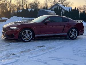 Red Ford Mustang 2019 in Klaipeda, with an engine capacity of 2.25 L and mileage of 104 thousand km for 22999 €, photo 5 on AUTOMOTO.COM.LV