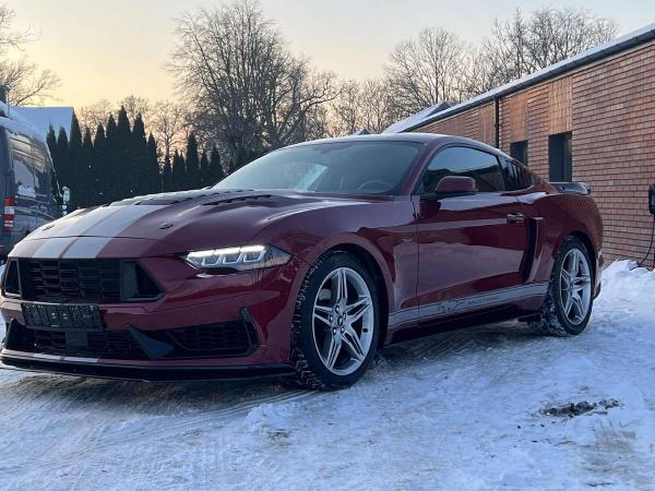Sarkans Ford Mustang 2019 Klaipėda, ar dzinēja tilpumu 2.25 L un nobraukumu 104 tūkst. km par 22999 €, foto 6 vietnē AUTOMOTO.COM.LV