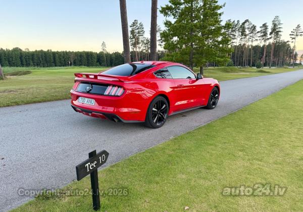 Sarkans Ford Mustang 2019 Pērnava, ar dzinēja tilpumu 2.30 L un nobraukumu 42 tūkst. km par 26900 €, foto 4 vietnē AUTOMOTO.COM.LV