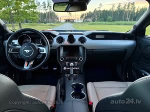 Red Ford Mustang 2019 in Parnu, with an engine capacity of 2.30 L and mileage of 42 thousand km for 26900 €, photo 10 on AUTOMOTO.COM.LV