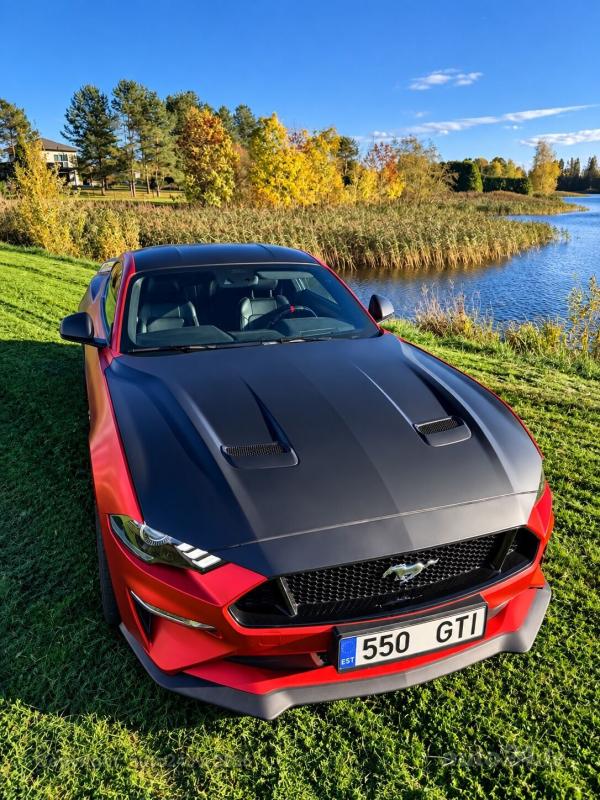 Ford Mustang 2019 in Tartu on AUTOMOTO.COM.LV Red Ford Mustang 2019 in Tartu, with an engine capacity of 5.00 L and mileage of 88 thousand km for 37500 β¬, photo 5 on AUTOMOTO.COM.LV