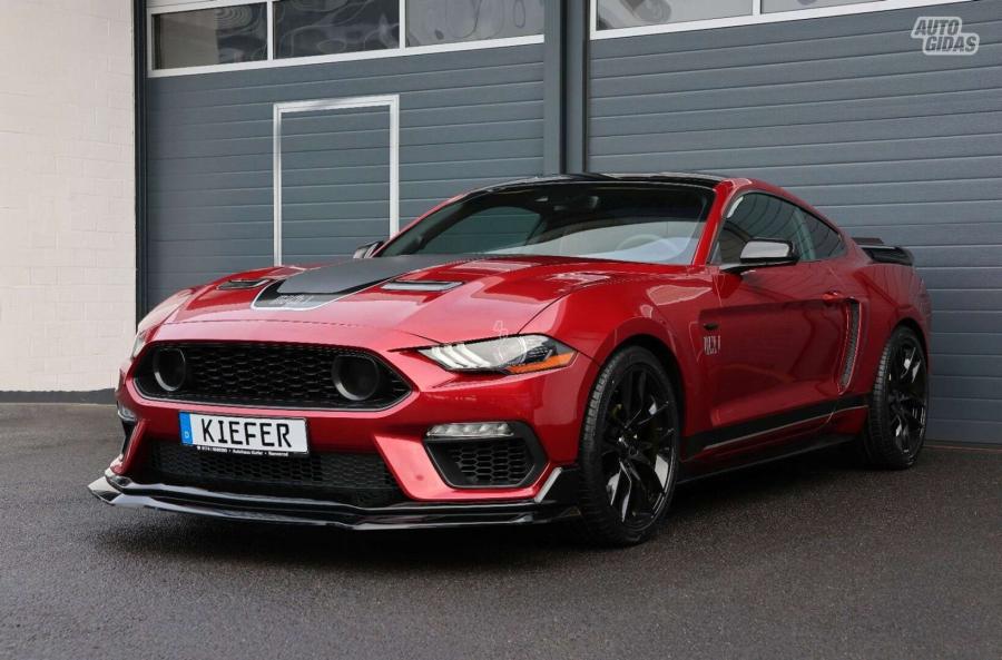 Sarkans Ford Mustang 2021 Kauņa, ar dzinēja tilpumu 2.30 L un nobraukumu 54 tūkst. km par 31619 €, foto 3 vietnē AUTOMOTO.COM.LV