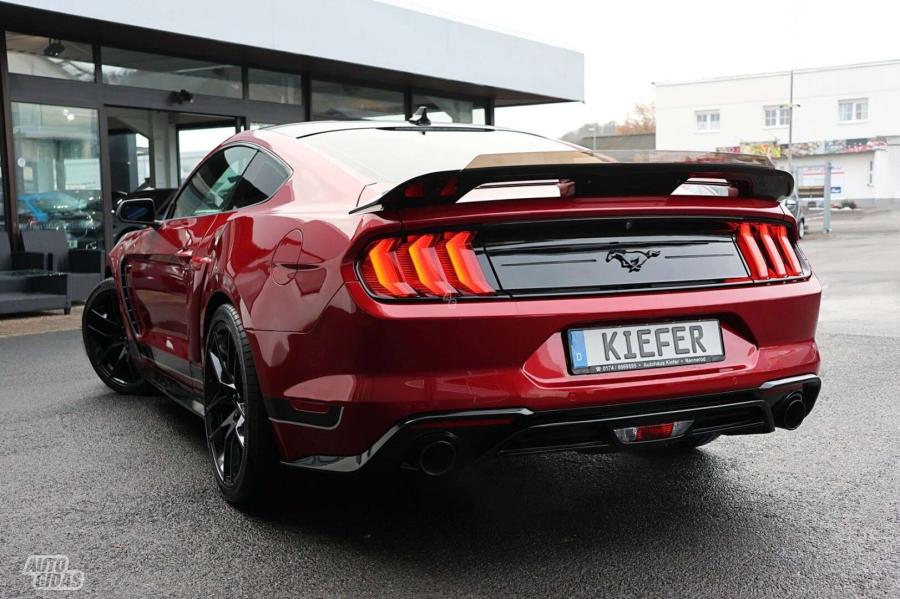 Sarkans Ford Mustang 2021 Kauņa, ar dzinēja tilpumu 2.30 L un nobraukumu 54 tūkst. km par 31619 €, foto 4 vietnē AUTOMOTO.COM.LV