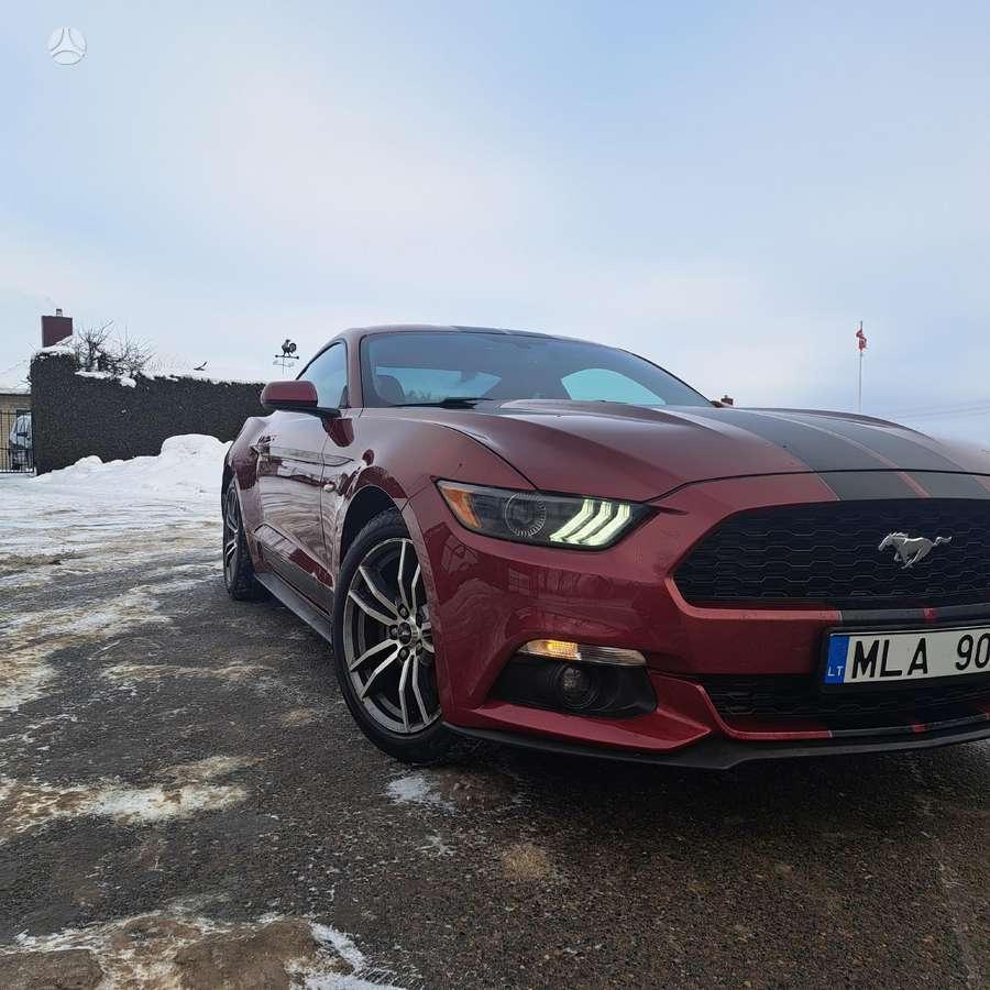 Red Ford Mustang 2021 in Raseiniai, with an engine capacity of 2.25 L and mileage of 235 thousand km for 14500 €, photo 1 on AUTOMOTO.COM.LV