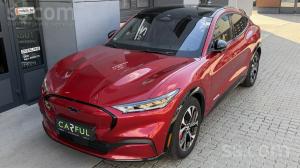 Sarkans Ford Mustang 2021 Rīga, ar dzinēja tilpumu 2.30 L un nobraukumu 61 tūkst. km par 31900 €, foto 3 vietnē AUTOMOTO.COM.LV