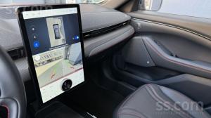 Sarkans Ford Mustang 2021 Rīga, ar dzinēja tilpumu 2.30 L un nobraukumu 61 tūkst. km par 31900 €, foto 12 vietnē AUTOMOTO.COM.LV