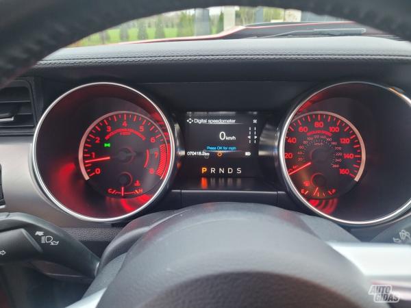 Red Ford Mustang 2023 in Siauliai, with an engine capacity of 2.30 L and mileage of 70 thousand km for 27000 €, photo 10 on AUTOMOTO.COM.LV