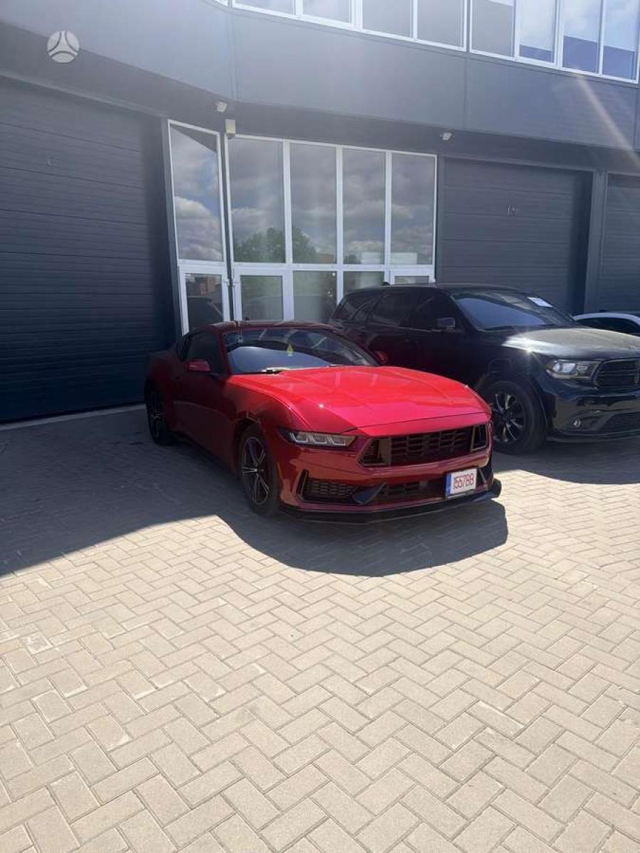 Red Ford Mustang 2024 in Kedainiai, with an engine capacity of 2.25 L and mileage of 21 thousand km for 30999 €, photo 1 on AUTOMOTO.COM.LV