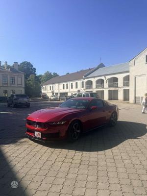 Red Ford Mustang 2024 in Kedainiai, with an engine capacity of 2.25 L and mileage of 21 thousand km for 30999 €, photo 4 on AUTOMOTO.COM.LV