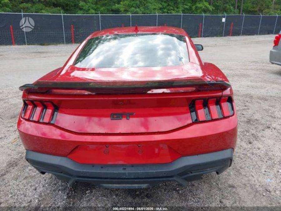 Sarkans Ford Mustang 2024 Klaipėda, ar dzinēja tilpumu 4.95 L un nobraukumu 60 tūkst. km par 15000 €, foto 18 vietnē AUTOMOTO.COM.LV