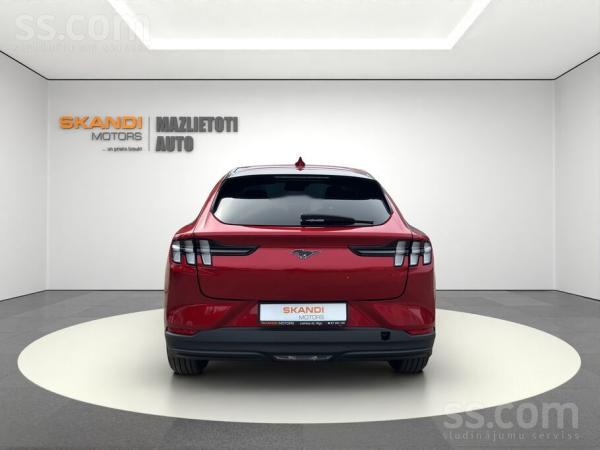 Красный Форд Мустанг 2021 в Рига, объемом двигателя 4.60 л и пробегом 89 тыс. км за 26990 €, фото 5 на AUTOMOTO.COM.LV