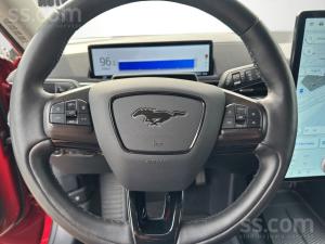 Sarkans Ford Mustang 2021 Rīga, ar dzinēja tilpumu 4.60 L un nobraukumu 89 tūkst. km par 26990 €, foto 11 vietnē AUTOMOTO.COM.LV