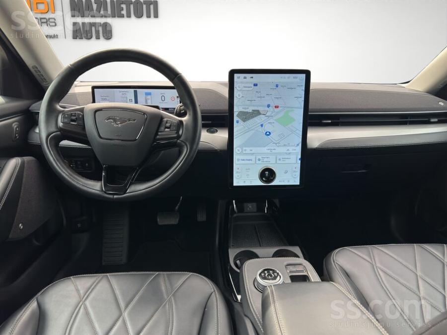 Sarkans Ford Mustang 2021 Rīga, ar dzinēja tilpumu 4.60 L un nobraukumu 89 tūkst. km par 26990 €, foto 15 vietnē AUTOMOTO.COM.LV