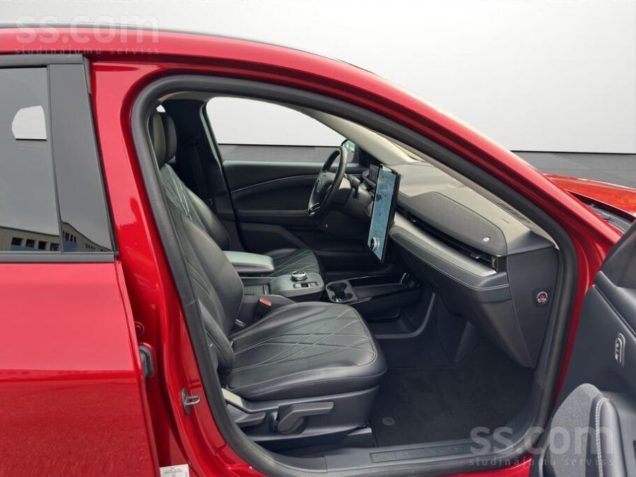 Sarkans Ford Mustang 2021 Rīga, ar dzinēja tilpumu 4.60 L un nobraukumu 89 tūkst. km par 26990 €, foto 17 vietnē AUTOMOTO.COM.LV