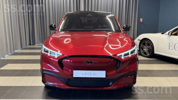 Sarkans Ford Mustang 2021 Rīga, ar dzinēja tilpumu 0.00 L un nobraukumu 53 tūkst. km par 30990 €, foto 8 vietnē AUTOMOTO.COM.LV