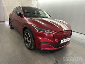 Красный Форд Мустанг 2022 в Рига, объемом двигателя 5.00 л и пробегом 67 тыс. км за 30990 €, фото 3 на AUTOMOTO.COM.LV