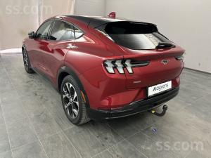 Красный Форд Мустанг 2022 в Рига, объемом двигателя 5.00 л и пробегом 67 тыс. км за 30990 €, фото 6 на AUTOMOTO.COM.LV