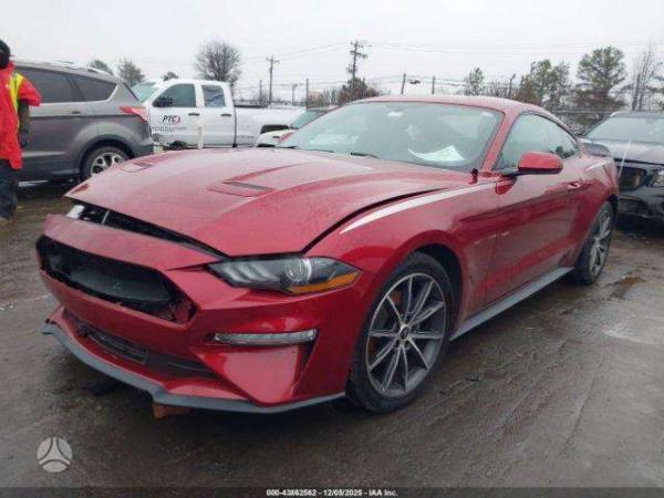 Sarkans Ford Mustang 2018 Klaipėda, ar dzinēja tilpumu 2.26 L un nobraukumu 34 tūkst. km par 7500 €, foto 2 vietnē AUTOMOTO.COM.LV