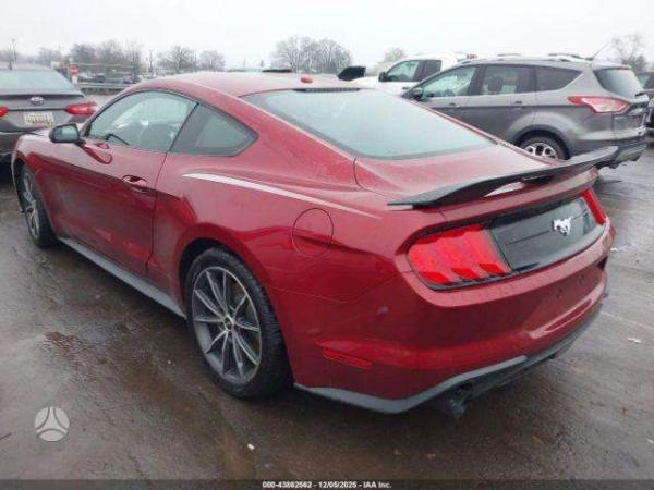 Sarkans Ford Mustang 2018 Klaipėda, ar dzinēja tilpumu 2.26 L un nobraukumu 34 tūkst. km par 7500 €, foto 3 vietnē AUTOMOTO.COM.LV